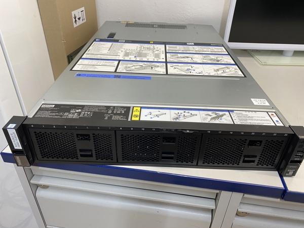 IBM 2072-324 Storwize V5000E Server - Erweiterung Rack-Montage in Göfis ...